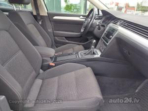 White Volkswagen Passat 2018 in Viljandi, with an engine capacity of 1.60 L and mileage of 132 thousand km for 13900 €, photo 17 on AUTOMOTO.COM.LV