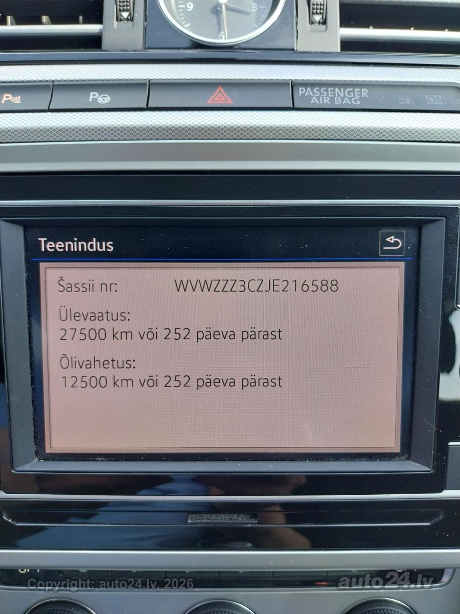 White Volkswagen Passat 2018 in Viljandi, with an engine capacity of 1.60 L and mileage of 132 thousand km for 13900 €, photo 21 on AUTOMOTO.COM.LV