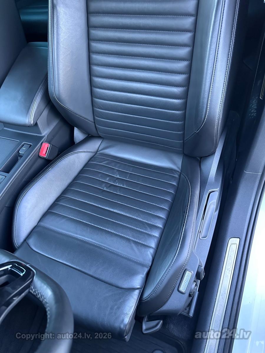 Balts Volkswagen Passat 2018 Tallina, ar dzinēja tilpumu 2.00 L un nobraukumu 236 tūkst. km par 14900 €, foto 13 vietnē AUTOMOTO.COM.LV