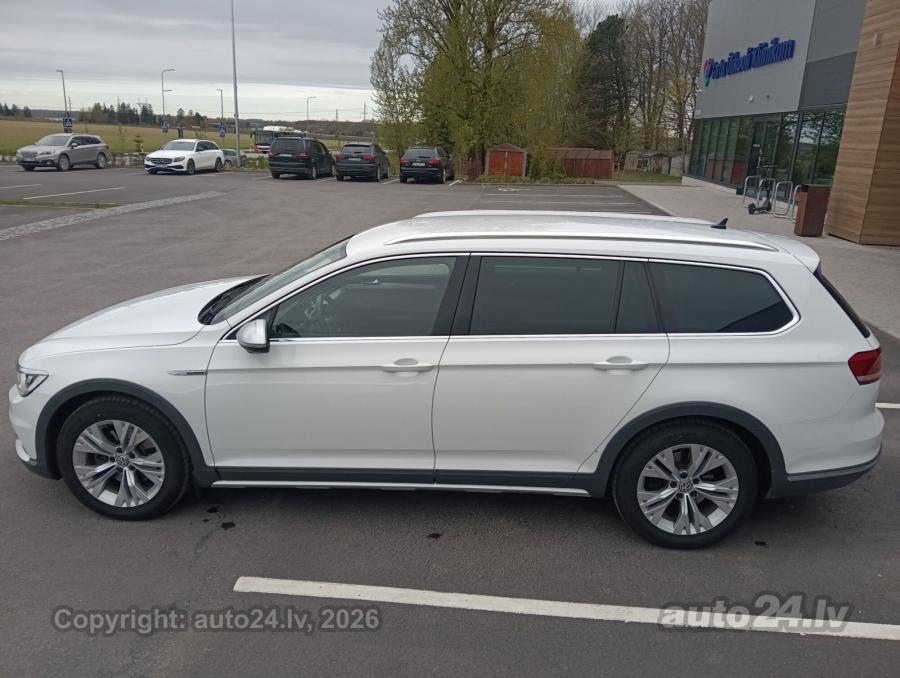 Balts Volkswagen Passat 2018 Tallina, ar dzinēja tilpumu 2.00 L un nobraukumu 252 tūkst. km par 14880 €, foto 8 vietnē AUTOMOTO.COM.LV