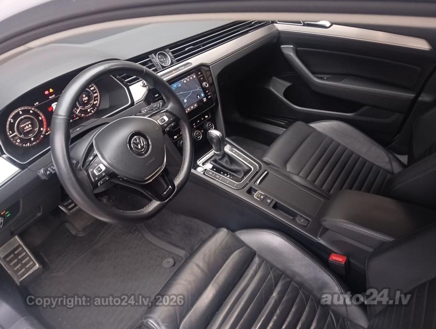 Balts Volkswagen Passat 2018 Tallina, ar dzinēja tilpumu 2.00 L un nobraukumu 252 tūkst. km par 14880 €, foto 13 vietnē AUTOMOTO.COM.LV