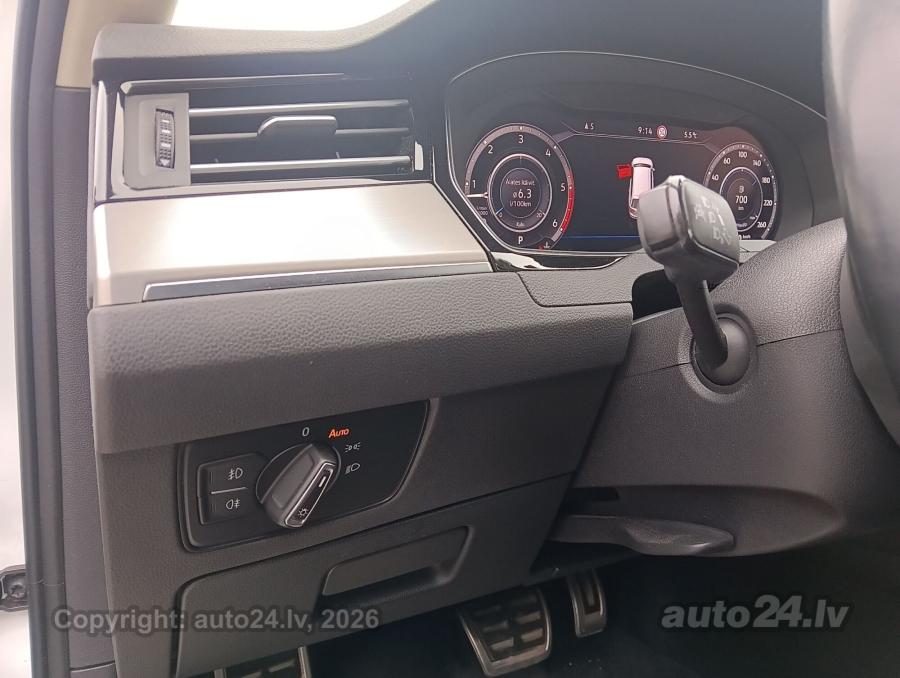 Balts Volkswagen Passat 2018 Tallina, ar dzinēja tilpumu 2.00 L un nobraukumu 252 tūkst. km par 14880 €, foto 14 vietnē AUTOMOTO.COM.LV