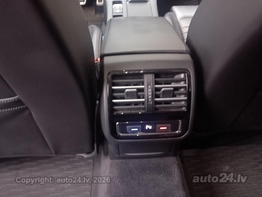 Balts Volkswagen Passat 2018 Tallina, ar dzinēja tilpumu 2.00 L un nobraukumu 252 tūkst. km par 14880 €, foto 19 vietnē AUTOMOTO.COM.LV