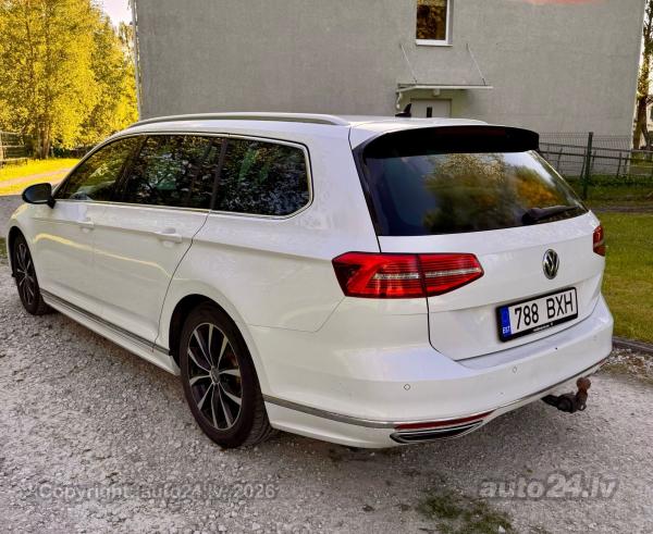 White Volkswagen Passat 2018 in Tallinn, with an engine capacity of 1.80 L and mileage of 223 thousand km for 13990 €, photo 4 on AUTOMOTO.COM.LV