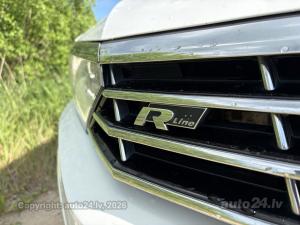 White Volkswagen Passat 2018 in Rapla, with an engine capacity of 2.00 L and mileage of 332 thousand km for 15000 €, photo 15 on AUTOMOTO.COM.LV