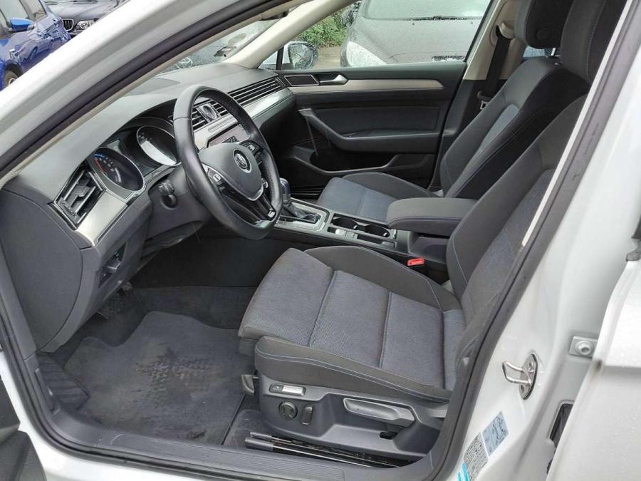 Balts Volkswagen Passat 2018 Klaipėda, ar dzinēja tilpumu 1.40 L un nobraukumu 191 tūkst. km par 11950 €, foto 9 vietnē AUTOMOTO.COM.LV