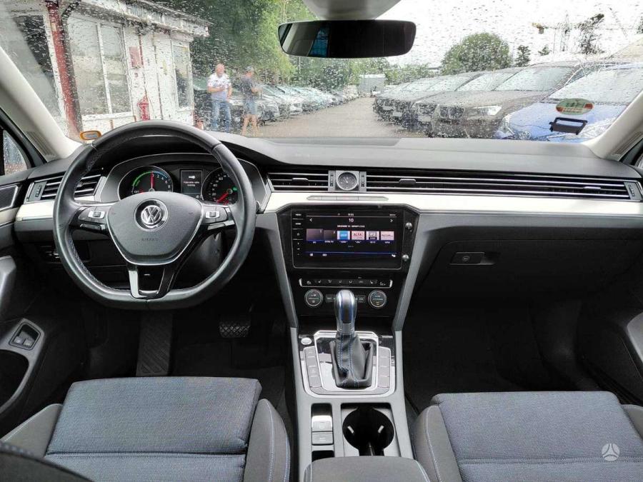 Balts Volkswagen Passat 2018 Klaipėda, ar dzinēja tilpumu 1.40 L un nobraukumu 191 tūkst. km par 11950 €, foto 10 vietnē AUTOMOTO.COM.LV