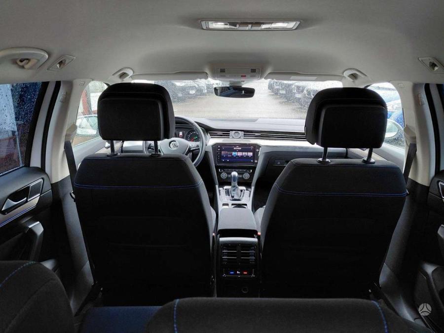 Balts Volkswagen Passat 2018 Klaipėda, ar dzinēja tilpumu 1.40 L un nobraukumu 191 tūkst. km par 11950 €, foto 16 vietnē AUTOMOTO.COM.LV