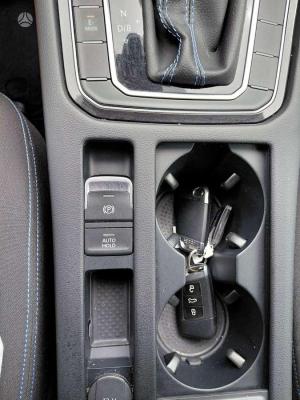 Balts Volkswagen Passat 2018 Klaipėda, ar dzinēja tilpumu 1.40 L un nobraukumu 191 tūkst. km par 11950 €, foto 19 vietnē AUTOMOTO.COM.LV