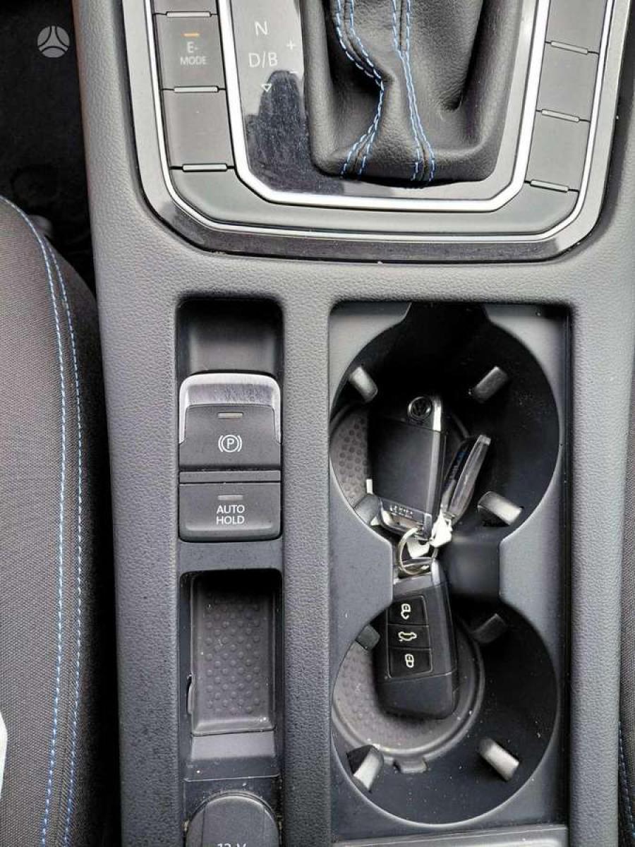 Balts Volkswagen Passat 2018 Klaipėda, ar dzinēja tilpumu 1.40 L un nobraukumu 191 tūkst. km par 11950 €, foto 19 vietnē AUTOMOTO.COM.LV