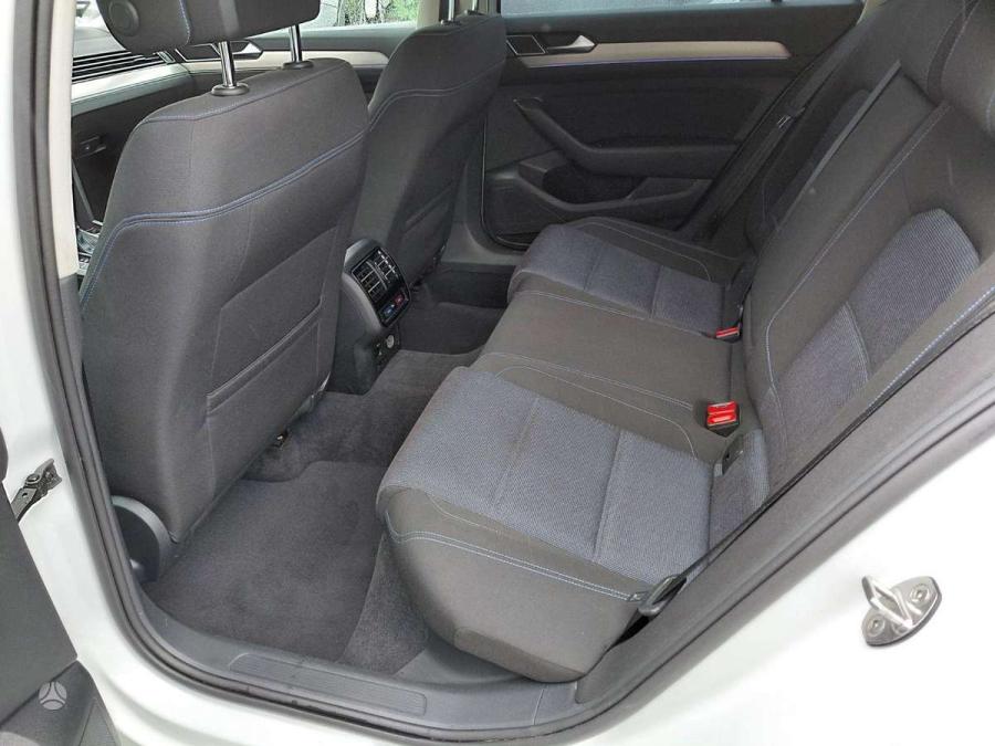 Balts Volkswagen Passat 2018 Klaipėda, ar dzinēja tilpumu 1.40 L un nobraukumu 191 tūkst. km par 11950 €, foto 21 vietnē AUTOMOTO.COM.LV