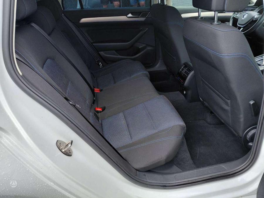 Balts Volkswagen Passat 2018 Klaipėda, ar dzinēja tilpumu 1.40 L un nobraukumu 191 tūkst. km par 11950 €, foto 22 vietnē AUTOMOTO.COM.LV