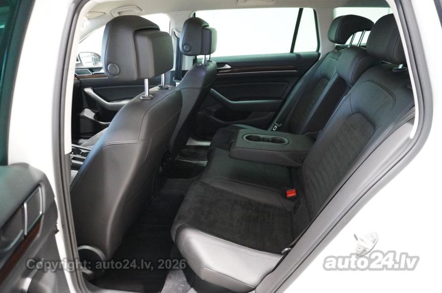 White Volkswagen Passat 2018 in Tallinn, with an engine capacity of 1.40 L and mileage of 148 thousand km for 14500 €, photo 11 on AUTOMOTO.COM.LV