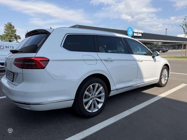 Balts Volkswagen Passat 2018 Kauņa, ar dzinēja tilpumu 1.97 L un nobraukumu 298 tūkst. km par 10750 €, foto 5 vietnē AUTOMOTO.COM.LV