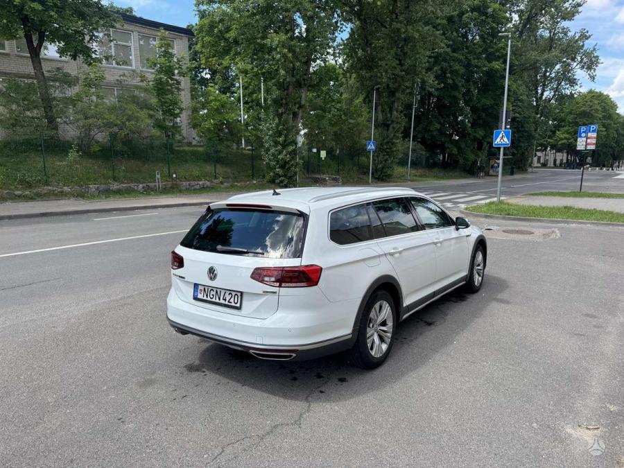 Balts Volkswagen Passat 2018 Viļņa, ar dzinēja tilpumu 1.97 L un nobraukumu 260 tūkst. km par 13300 €, foto 4 vietnē AUTOMOTO.COM.LV