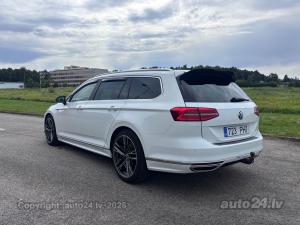 White Volkswagen Passat 2018 in Tallinn, with an engine capacity of 2.00 L and mileage of 301 thousand km for 15900 €, photo 4 on AUTOMOTO.COM.LV