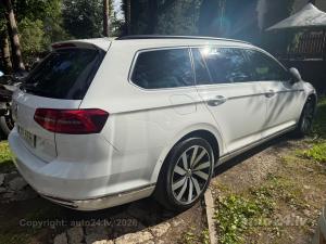 Balts Volkswagen Passat 2018 Tallina, ar dzinēja tilpumu 1.40 L un nobraukumu 164 tūkst. km par 17490 €, foto 4 vietnē AUTOMOTO.COM.LV