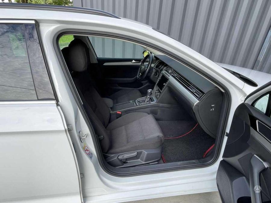 Balts Volkswagen Passat 2018 Viļņa, ar dzinēja tilpumu 1.40 L un nobraukumu 196 tūkst. km par 10000 €, foto 9 vietnē AUTOMOTO.COM.LV