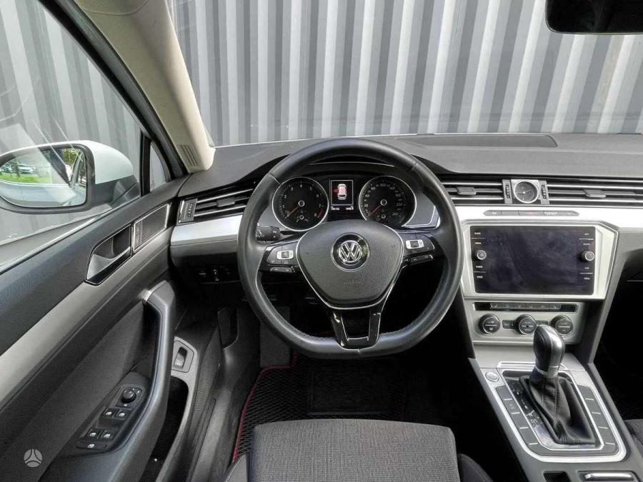 Balts Volkswagen Passat 2018 Viļņa, ar dzinēja tilpumu 1.40 L un nobraukumu 196 tūkst. km par 10000 €, foto 11 vietnē AUTOMOTO.COM.LV