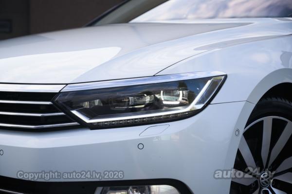 White Volkswagen Passat 2018 in Tallinn, with an engine capacity of 2.00 L and mileage of 208 thousand km for 15000 €, photo 6 on AUTOMOTO.COM.LV