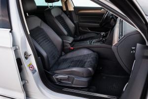 Balts Volkswagen Passat 2018 Rīga, ar dzinēja tilpumu 1.80 L un nobraukumu 83 tūkst. km par 13950 €, foto 7 vietnē AUTOMOTO.COM.LV