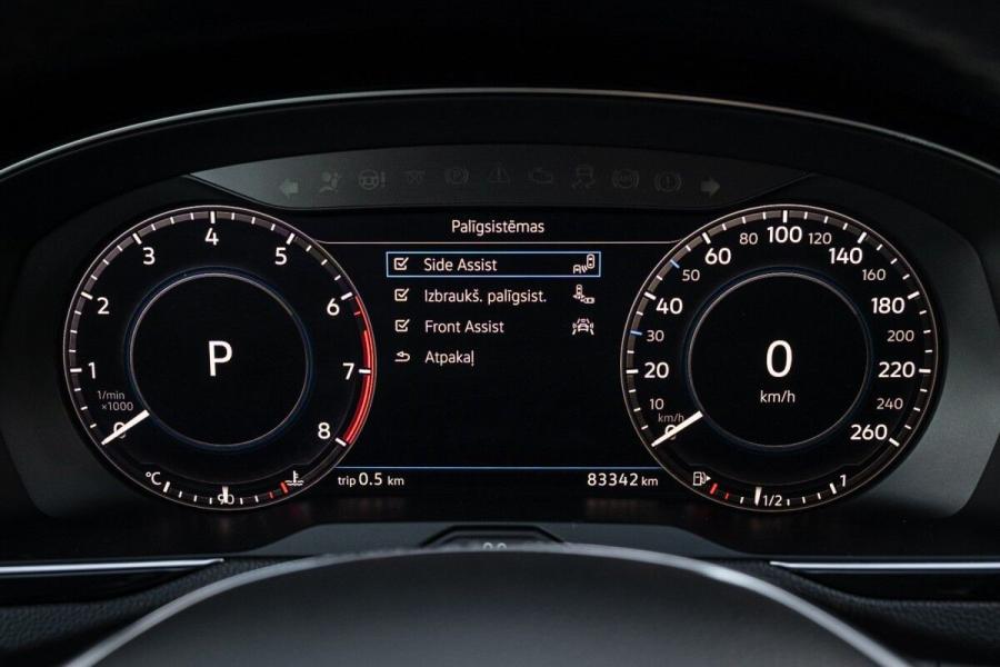 Balts Volkswagen Passat 2018 Rīga, ar dzinēja tilpumu 1.80 L un nobraukumu 83 tūkst. km par 13950 €, foto 18 vietnē AUTOMOTO.COM.LV