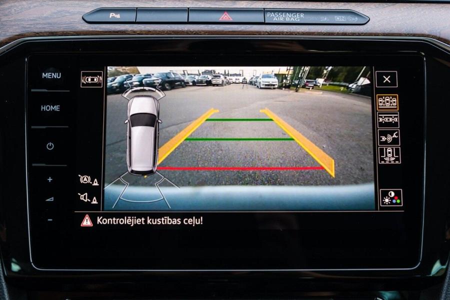 Balts Volkswagen Passat 2018 Rīga, ar dzinēja tilpumu 1.80 L un nobraukumu 83 tūkst. km par 13950 €, foto 19 vietnē AUTOMOTO.COM.LV