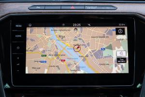 Balts Volkswagen Passat 2018 Rīga, ar dzinēja tilpumu 1.80 L un nobraukumu 83 tūkst. km par 13950 €, foto 21 vietnē AUTOMOTO.COM.LV