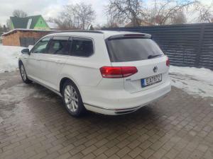 White Volkswagen Passat 2018 in Vilnius, with an engine capacity of 1.40 L and mileage of 157 thousand km for 15000 €, photo 6 on AUTOMOTO.COM.LV