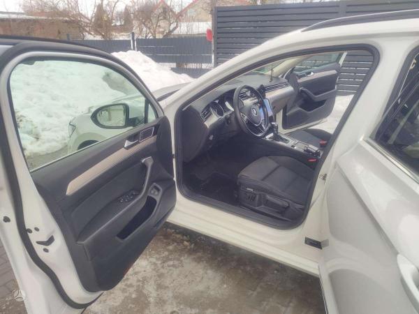 Balts Volkswagen Passat 2018 Viļņa, ar dzinēja tilpumu 1.40 L un nobraukumu 157 tūkst. km par 15000 €, foto 10 vietnē AUTOMOTO.COM.LV