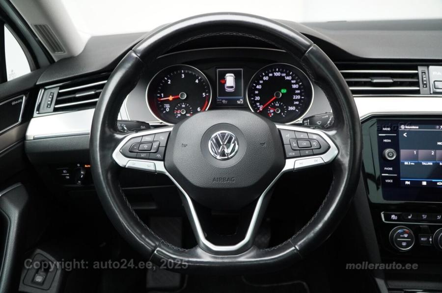 White Volkswagen Passat 2019 in Tallinn, with an engine capacity of 2.00 L and mileage of 144 thousand km for 21900 €, photo 24 on AUTOMOTO.COM.LV