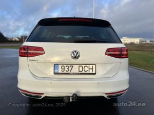 White Volkswagen Passat 2019 in Tallinn, with an engine capacity of 1.50 L and mileage of 113 thousand km for 18499 €, photo 6 on AUTOMOTO.COM.LV