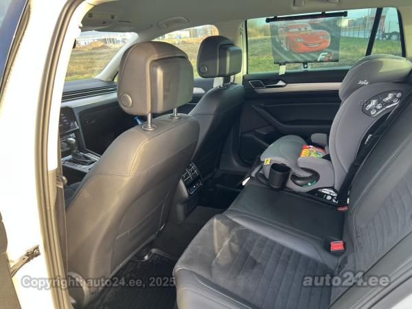 Balts Volkswagen Passat 2019 Tallina, ar dzinēja tilpumu 1.50 L un nobraukumu 113 tūkst. km par 18499 €, foto 11 vietnē AUTOMOTO.COM.LV