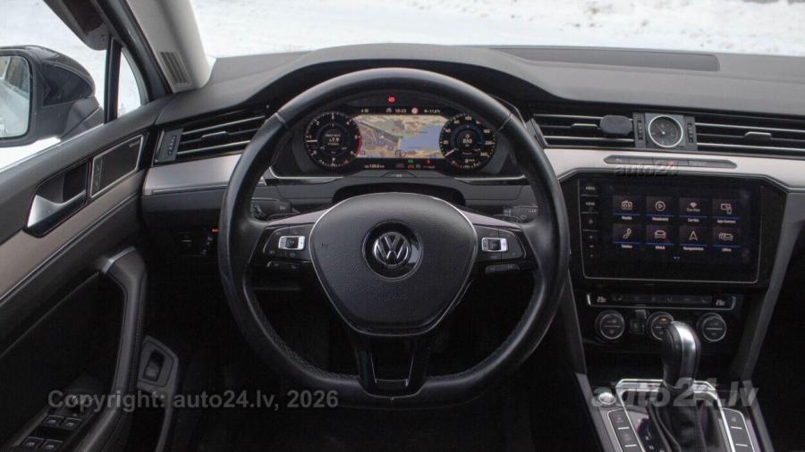 White Volkswagen Passat 2019 in Tallinn, with an engine capacity of 2.00 L and mileage of 250 thousand km for 17000 €, photo 7 on AUTOMOTO.COM.LV