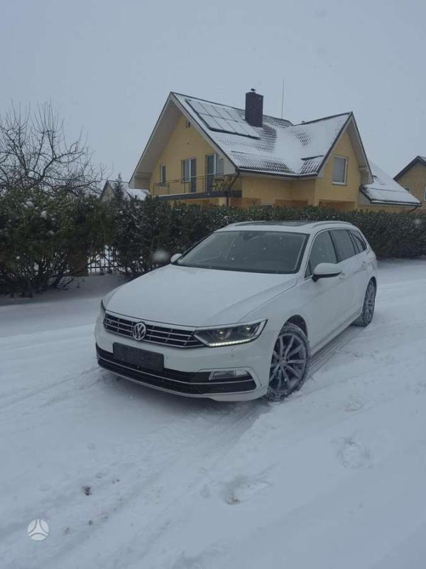 White Volkswagen Passat 2019 in Siauliai, with an engine capacity of 1.97 L and mileage of 302 thousand km for 12200 €, photo 2 on AUTOMOTO.COM.LV