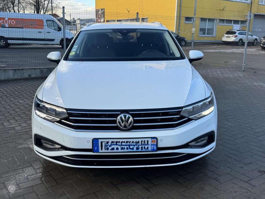 Balts Volkswagen Passat 2019 Tauragė, ar dzinēja tilpumu 1.97 L un nobraukumu 273 tūkst. km par 9950 €, foto 2 vietnē AUTOMOTO.COM.LV