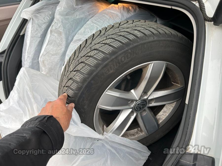 Белый Фольксваген Пассат 2019 в Тарту, объемом двигателя 2.00 л и пробегом 197 тыс. км за 14890 €, фото 13 на AUTOMOTO.COM.LV