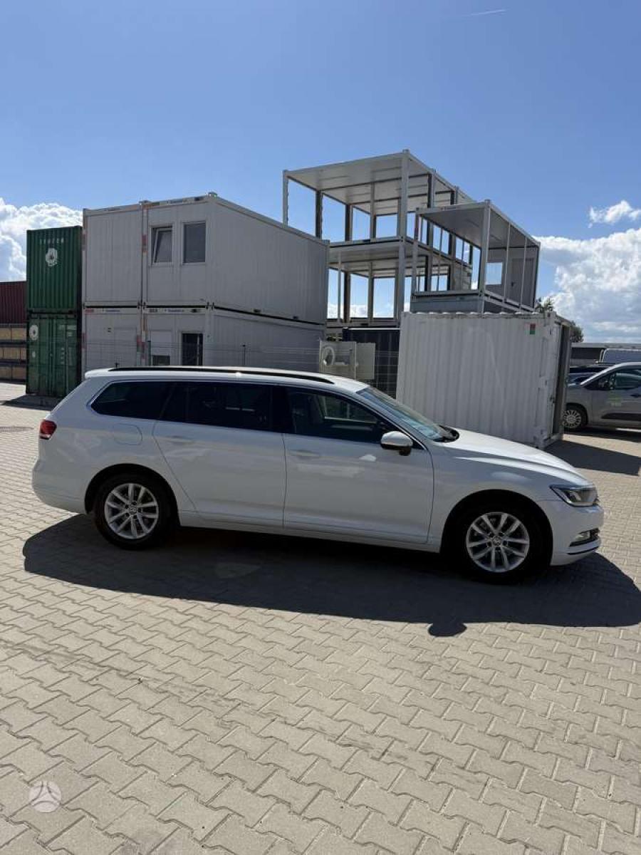White Volkswagen Passat 2019 in Kaunas, with an engine capacity of 1.50 L and mileage of 376 thousand km for 7500 €, photo 5 on AUTOMOTO.COM.LV