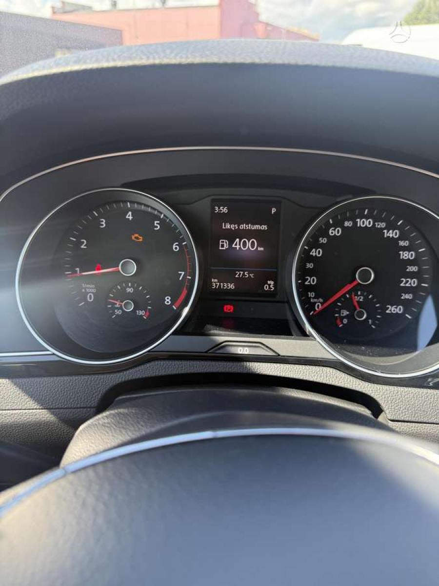 White Volkswagen Passat 2019 in Kaunas, with an engine capacity of 1.50 L and mileage of 376 thousand km for 7500 €, photo 13 on AUTOMOTO.COM.LV