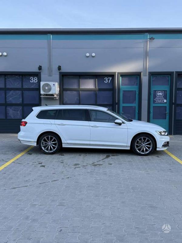 Balts Volkswagen Passat 2019 Viļņa, ar dzinēja tilpumu 1.97 L un nobraukumu 212 tūkst. km par 15990 €, foto 4 vietnē AUTOMOTO.COM.LV