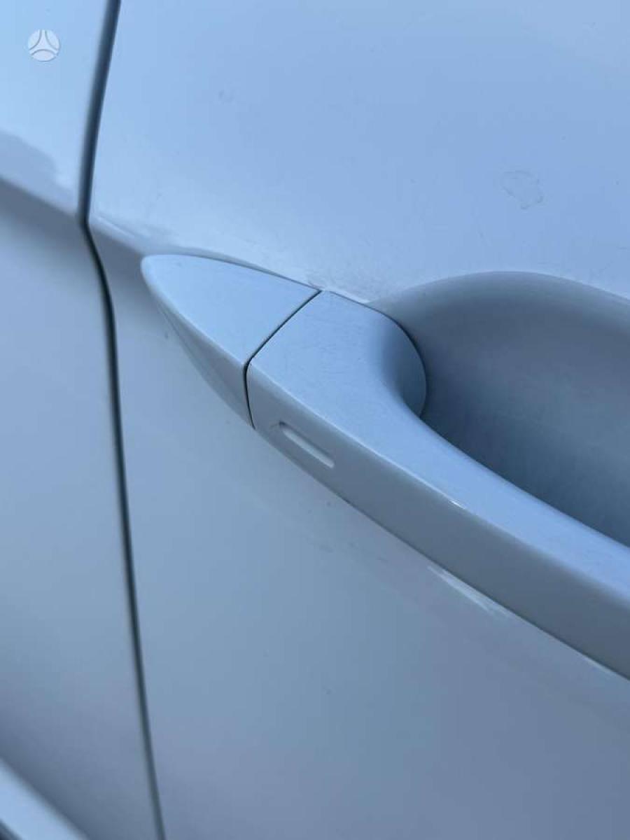 Balts Volkswagen Passat 2019 Viļņa, ar dzinēja tilpumu 1.97 L un nobraukumu 212 tūkst. km par 15990 €, foto 11 vietnē AUTOMOTO.COM.LV
