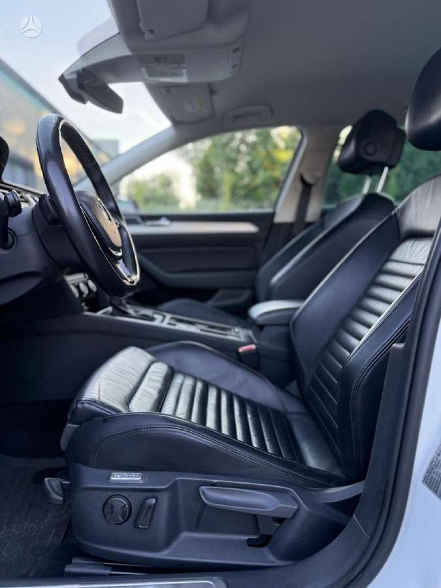 Balts Volkswagen Passat 2019 Viļņa, ar dzinēja tilpumu 1.97 L un nobraukumu 212 tūkst. km par 15990 €, foto 13 vietnē AUTOMOTO.COM.LV