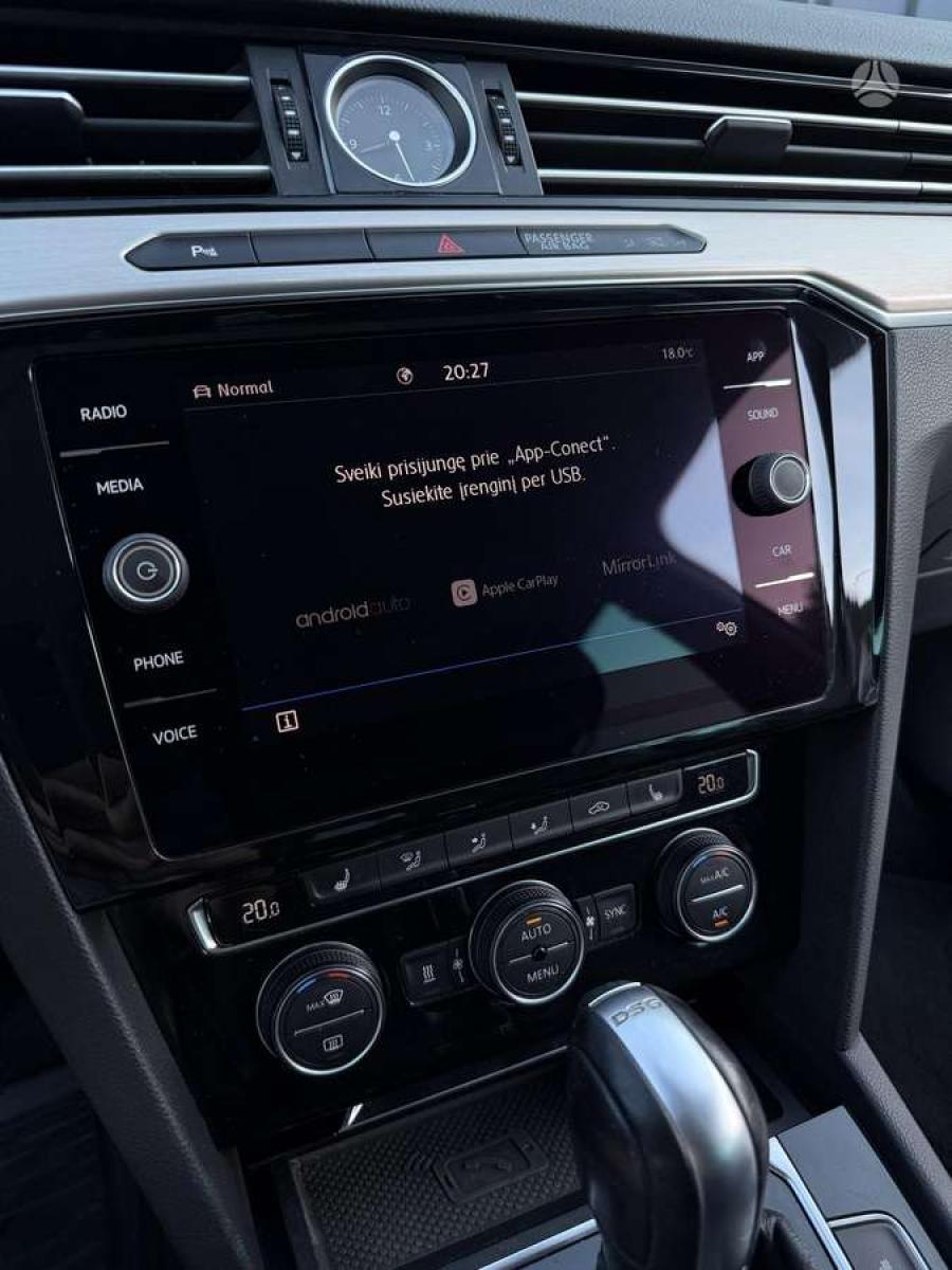Balts Volkswagen Passat 2019 Viļņa, ar dzinēja tilpumu 1.97 L un nobraukumu 212 tūkst. km par 15990 €, foto 23 vietnē AUTOMOTO.COM.LV
