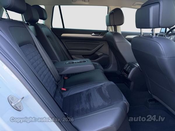 White Volkswagen Passat 2019 in Parnu, with an engine capacity of 1.50 L and mileage of 73 thousand km for 19900 €, photo 6 on AUTOMOTO.COM.LV