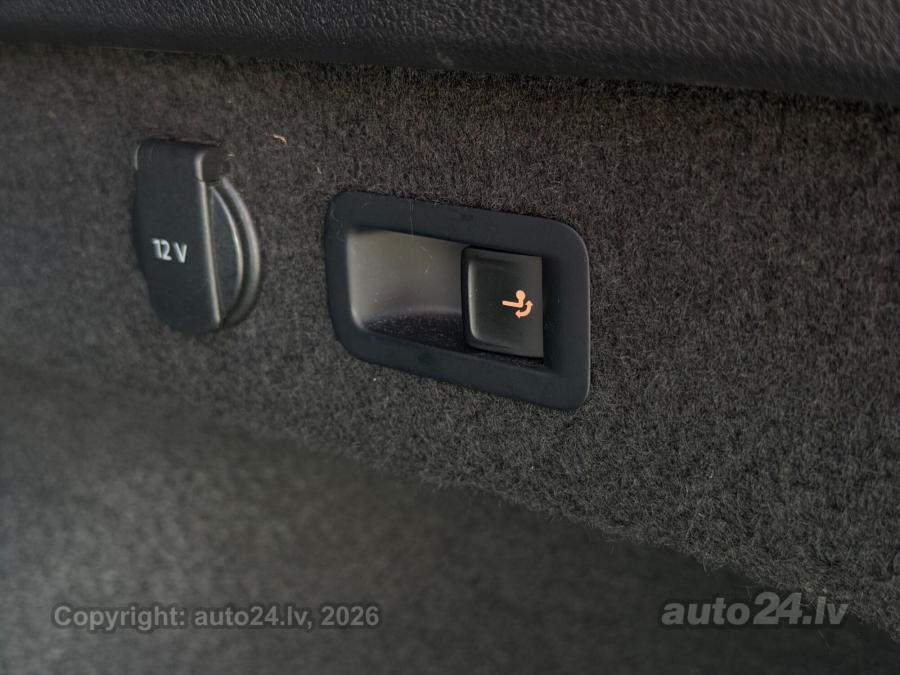 Balts Volkswagen Passat 2019 Pērnava, ar dzinēja tilpumu 1.50 L un nobraukumu 73 tūkst. km par 19900 €, foto 19 vietnē AUTOMOTO.COM.LV
