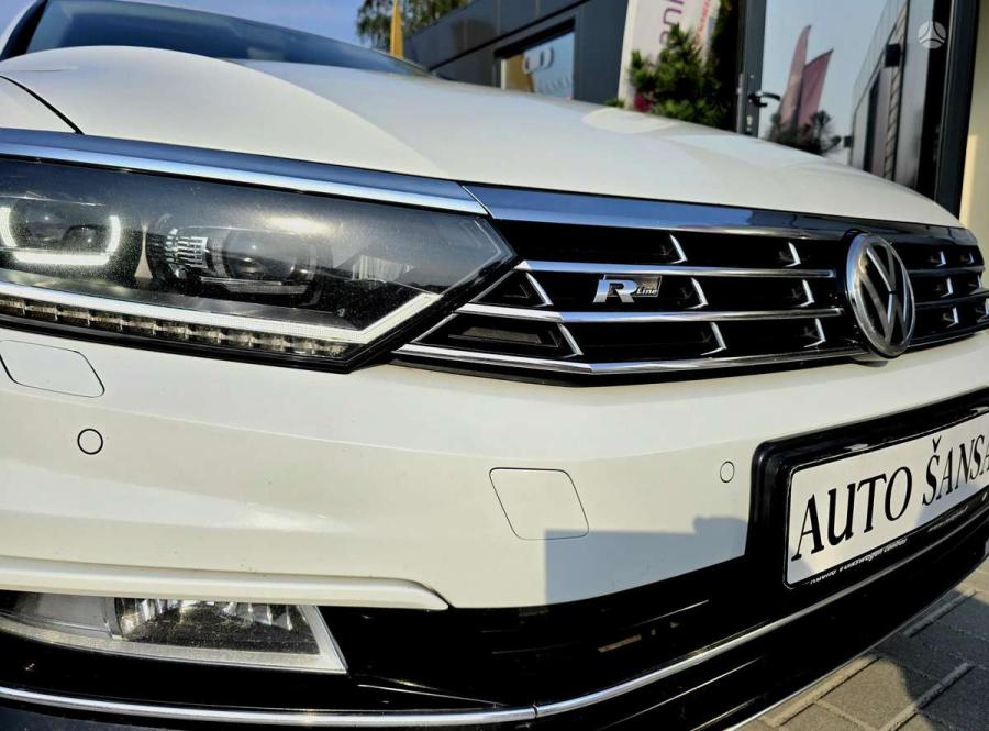 Balts Volkswagen Passat 2019 Tauragė, ar dzinēja tilpumu 1.97 L un nobraukumu 380 tūkst. km par 9350 €, foto 13 vietnē AUTOMOTO.COM.LV