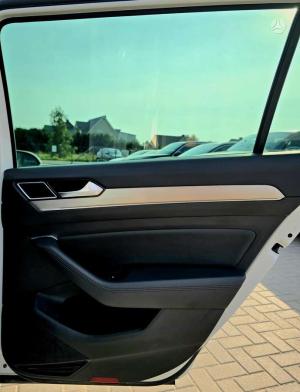 Balts Volkswagen Passat 2019 Tauragė, ar dzinēja tilpumu 1.97 L un nobraukumu 380 tūkst. km par 9350 €, foto 34 vietnē AUTOMOTO.COM.LV