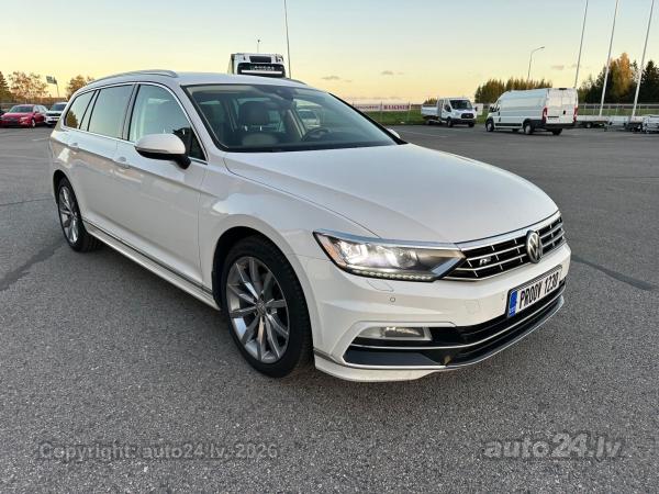 Volkswagen Passat 2019 in Tartu on AUTOMOTO.COM.LV White Volkswagen Passat 2019 in Tartu, with an engine capacity of 2.00 L and mileage of 241 thousand km for 13990 €, photo 4 on AUTOMOTO.COM.LV