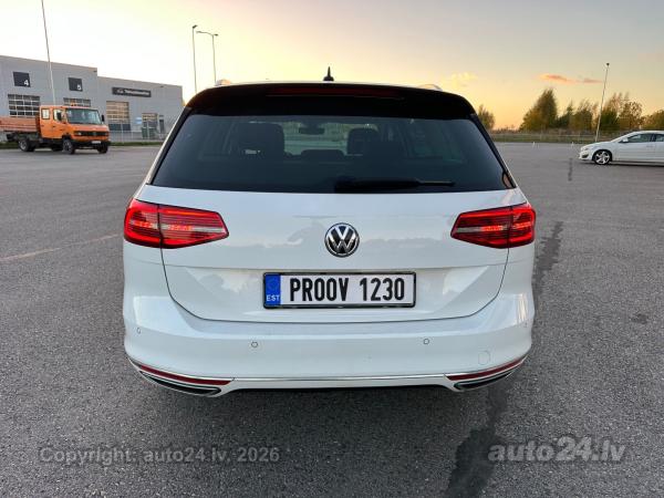 Volkswagen Passat 2019 in Tartu on AUTOMOTO.COM.LV White Volkswagen Passat 2019 in Tartu, with an engine capacity of 2.00 L and mileage of 241 thousand km for 13990 €, photo 7 on AUTOMOTO.COM.LV