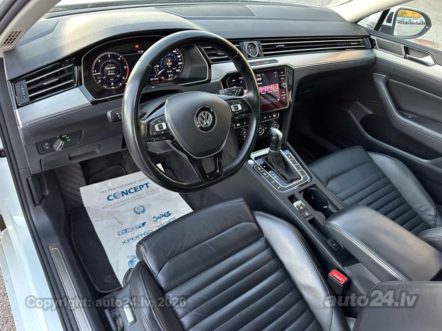 White Volkswagen Passat 2019 in Tartu, with an engine capacity of 2.00 L and mileage of 241 thousand km for 13990 €, photo 12 on AUTOMOTO.COM.LV